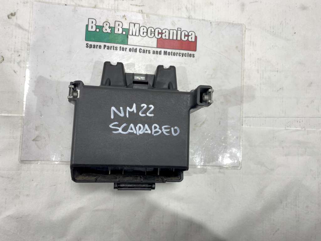 CARENA COVER BATTERIA APRILIA SCARABEO 50cc 2T 2008-17 (NM22) EUR 12,00 - PicClick IT